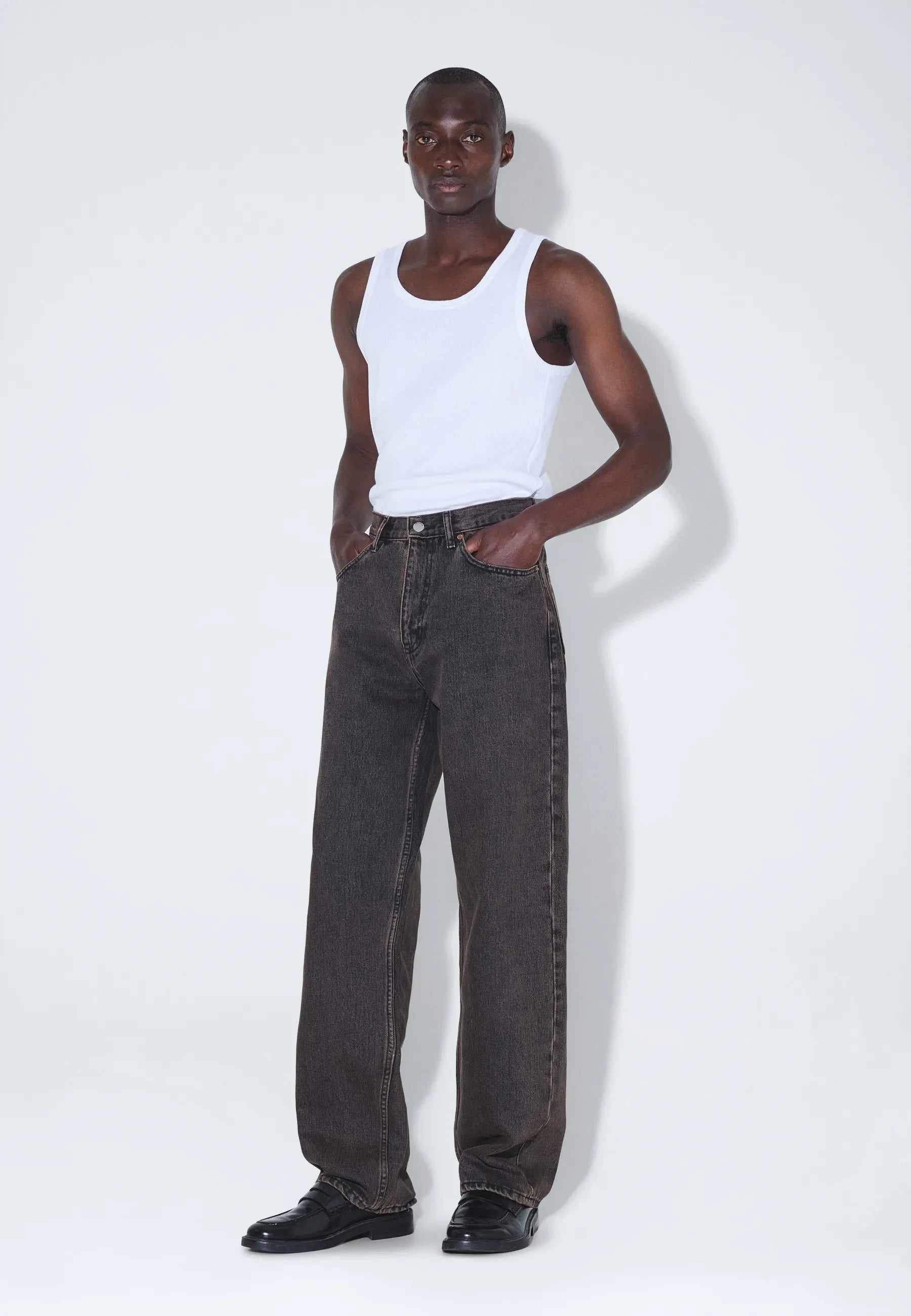 Omar Relaxed - Jet Brown - Dr. Denim